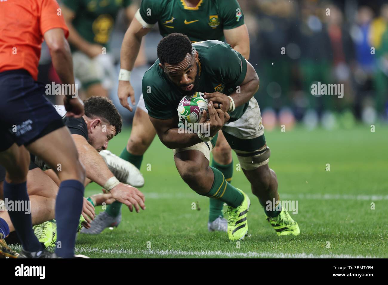 Vincent tshituka springboks hi-res stock photography and images - Alamy