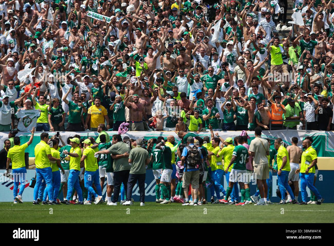 PHILADELPHIA, USA - 28th June 2025: SE Palmeiras players and coaching ...