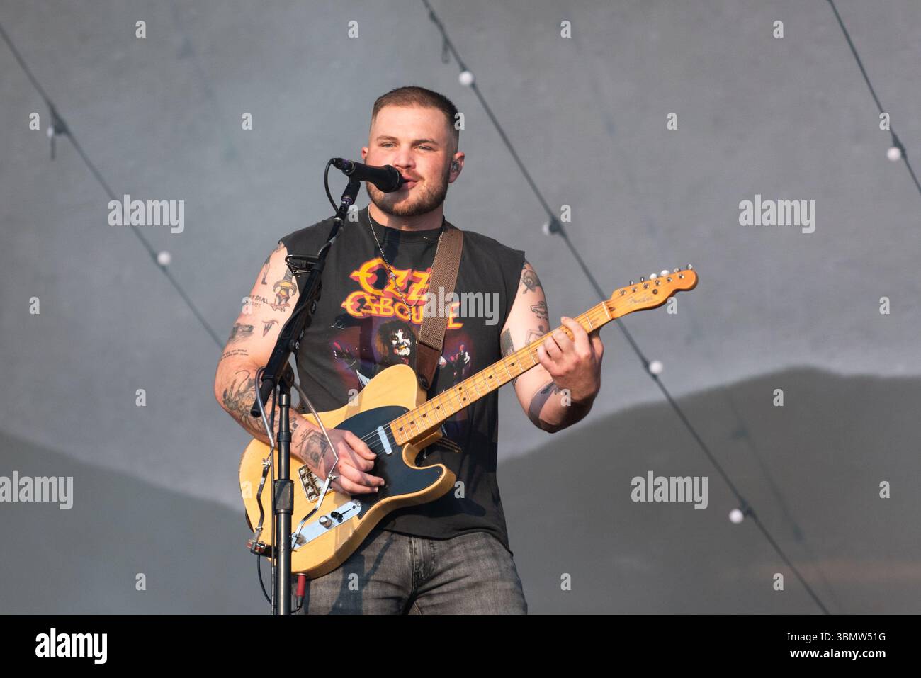 Zach bryan hi-res stock photography and images - Alamy