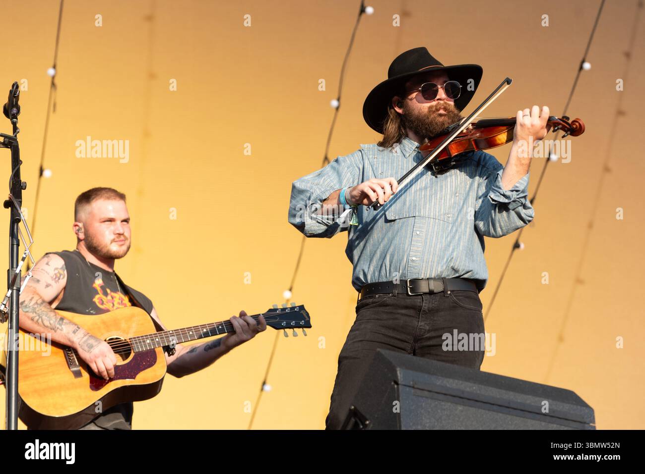 Zach bryan hi-res stock photography and images - Alamy