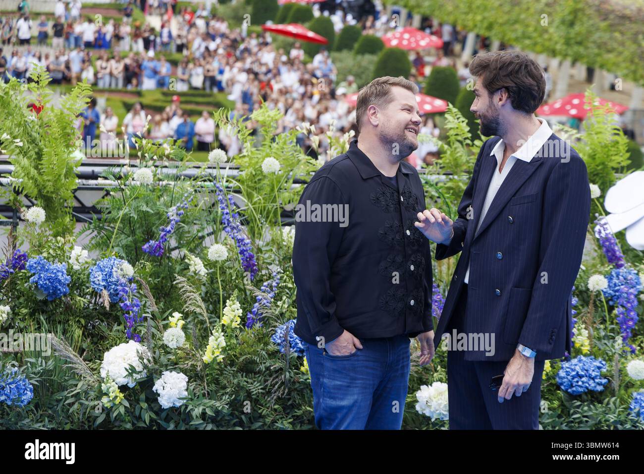 Brussels, Belgium. 28th June, 2025. James Corden and Alvaro Soler pictured during the world ...