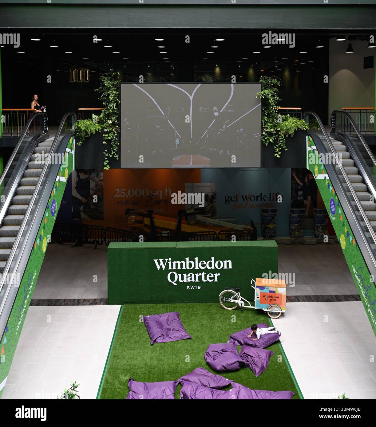 Wimbledon town is decked out in vibrant, tennis-themed decorations for ...
