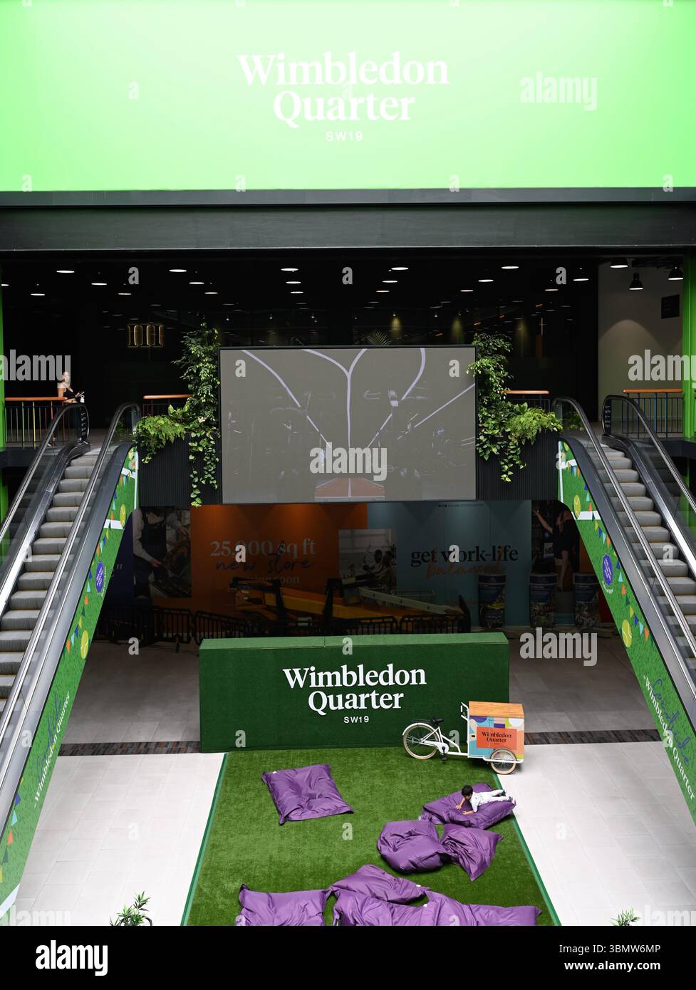 Wimbledon town is decked out in vibrant, tennis-themed decorations for ...