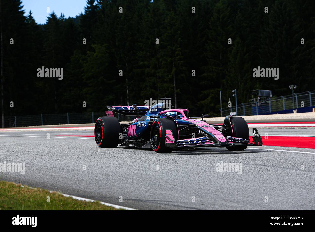 Pierre Gasly (FRA) - Alpine F1 Team - Alpine A525 - Renault during ...