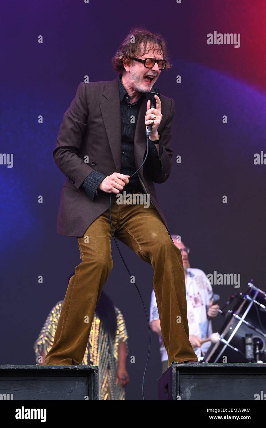 Somerset, UK. 28 June 2025. Jarvis Cocker of Pulp performing during the ...