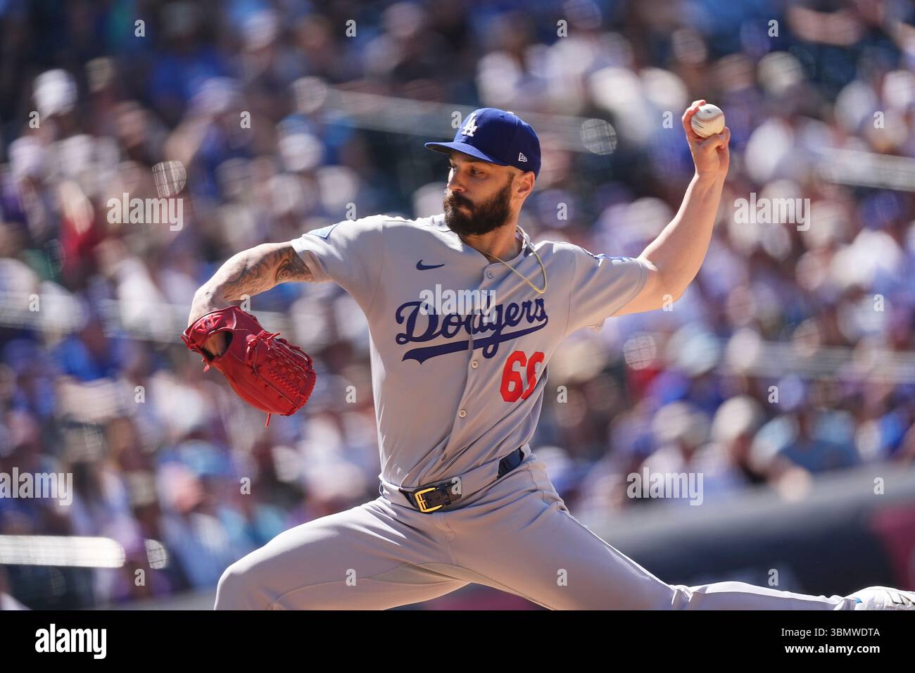 Los Angeles Dodgers relief pitcher Tanner Scott (66) in the ninth ...