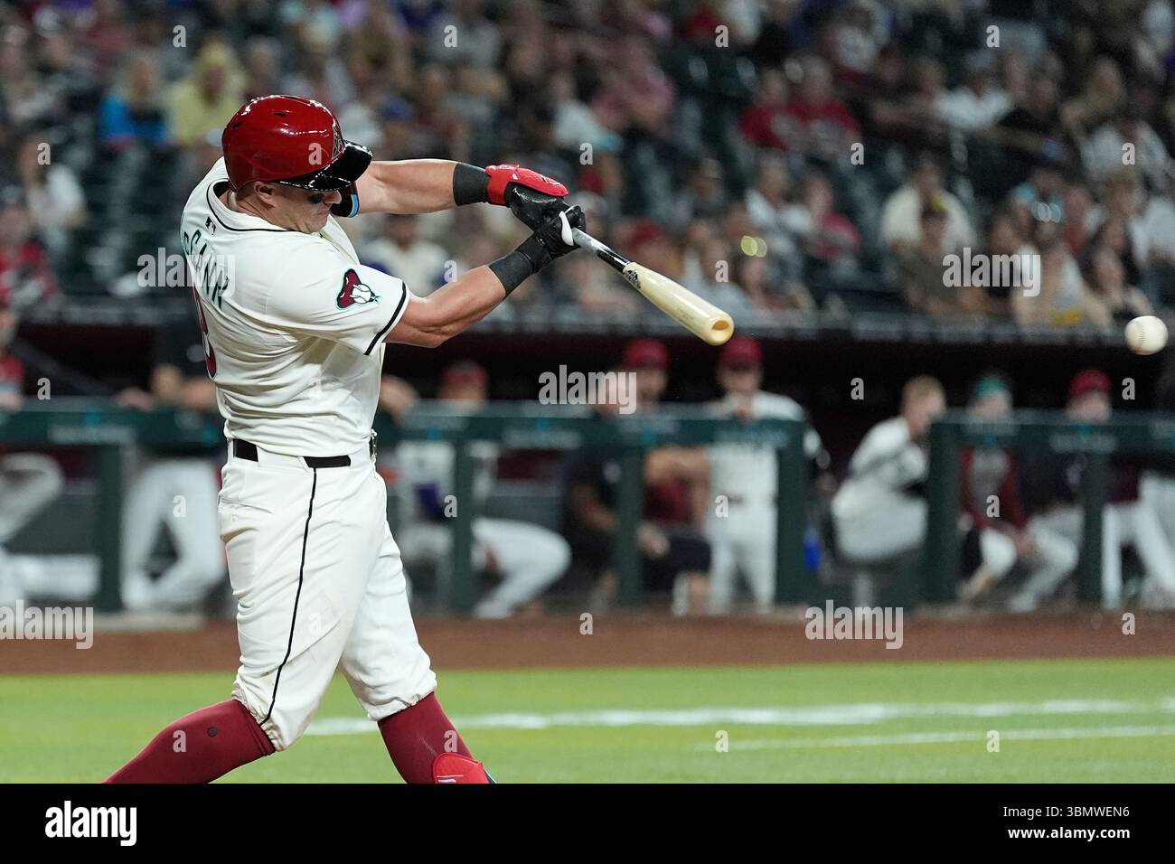 Arizona Diamondbacks' James McCann connects for a run-scoring single ...