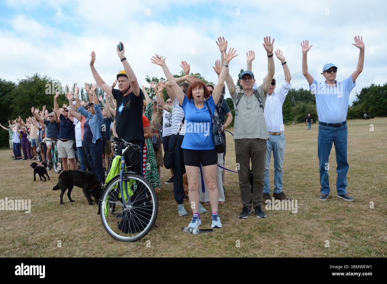 Save Our Lands and River (SOLAR) show of hands protest against the ...
