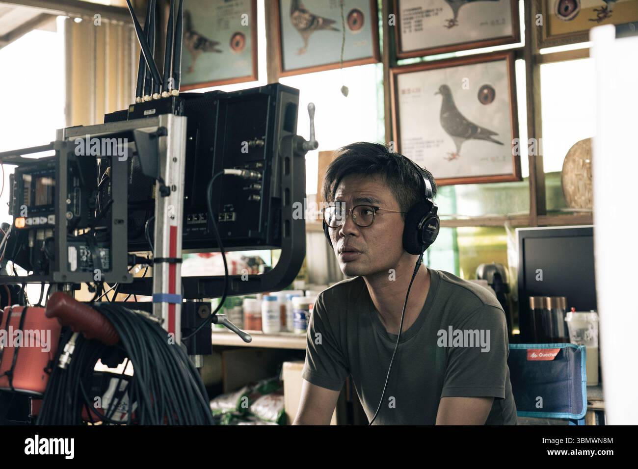 Yi jia zi er gu gu jiao (2022) Coo-Coo 043 (2022) Director, Ching-lin ...