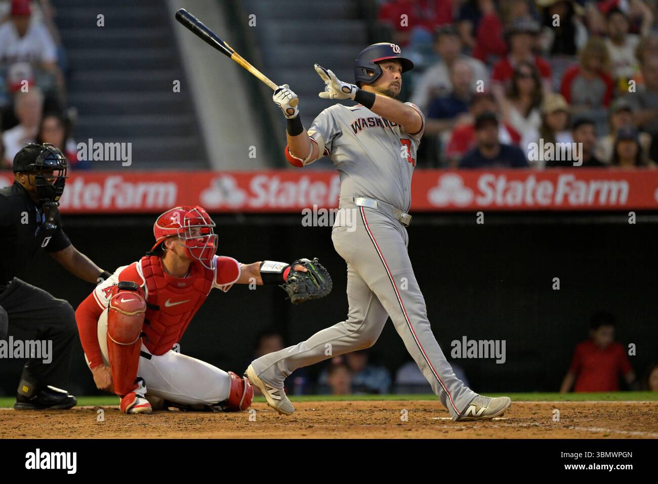 Washington Nationals' Nathaniel Lowe hits a RBI double during the fifth ...