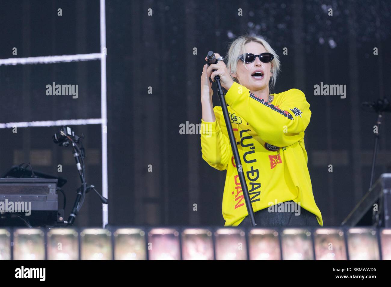 London, UK. June 28, 2025. Emily Armstrong, lead singer of US rock band ...
