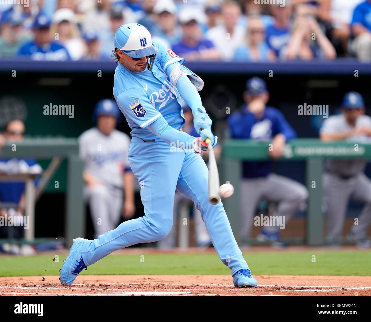 June 28, 2025: Kansas City Royals shortstop Bobby Witt Jr. (7) hits a ...