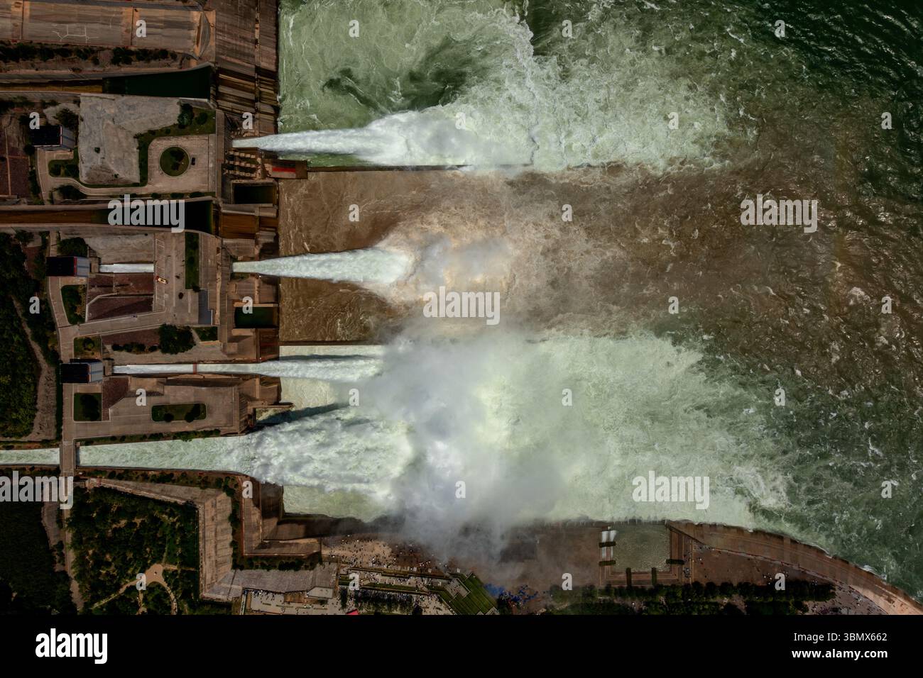 JIYUAN, CHINA - JUNE 28, 2025 - Tourists visited the 30th water and ...