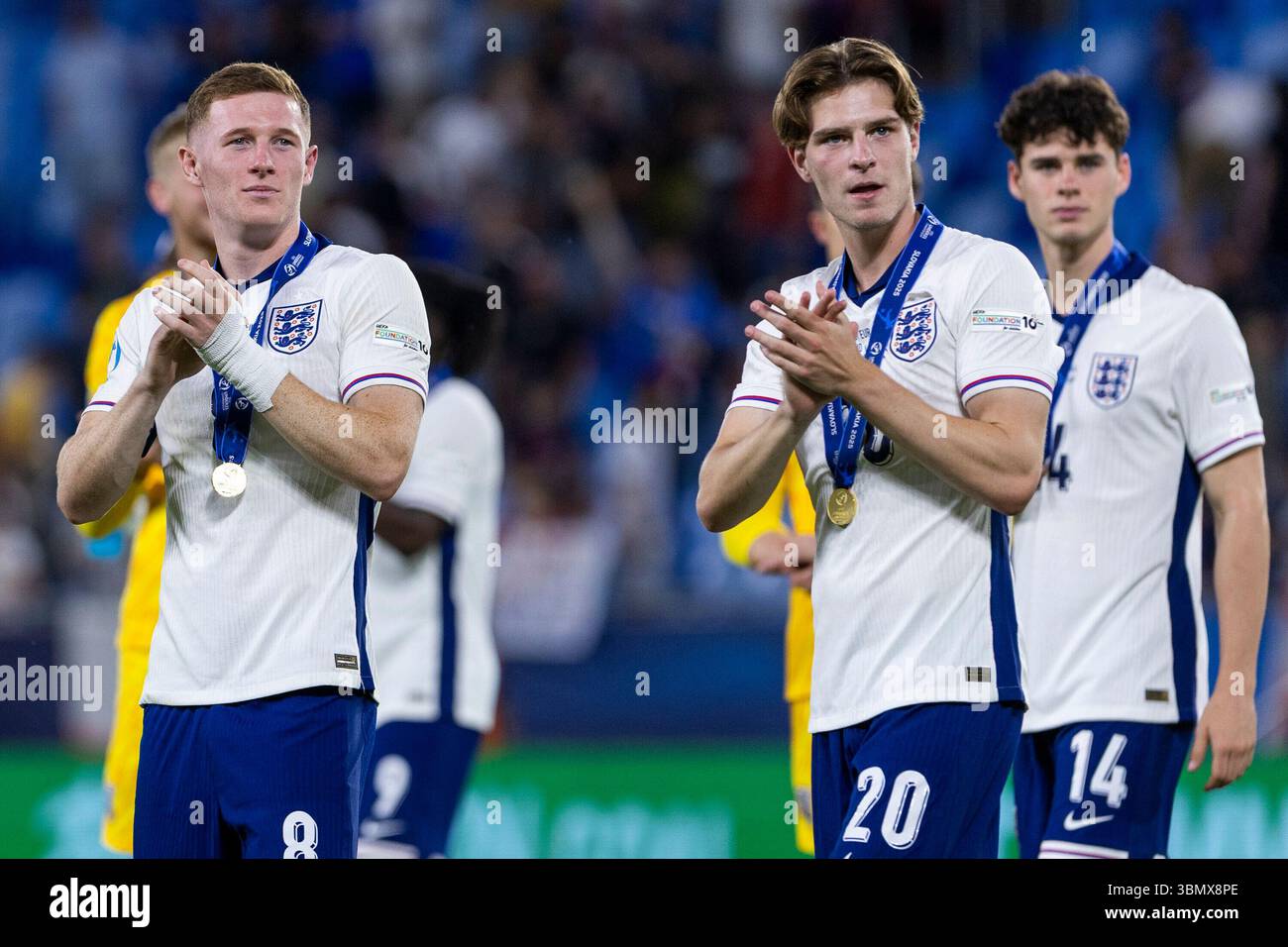 Archie gray hi-res stock photography and images - Alamy