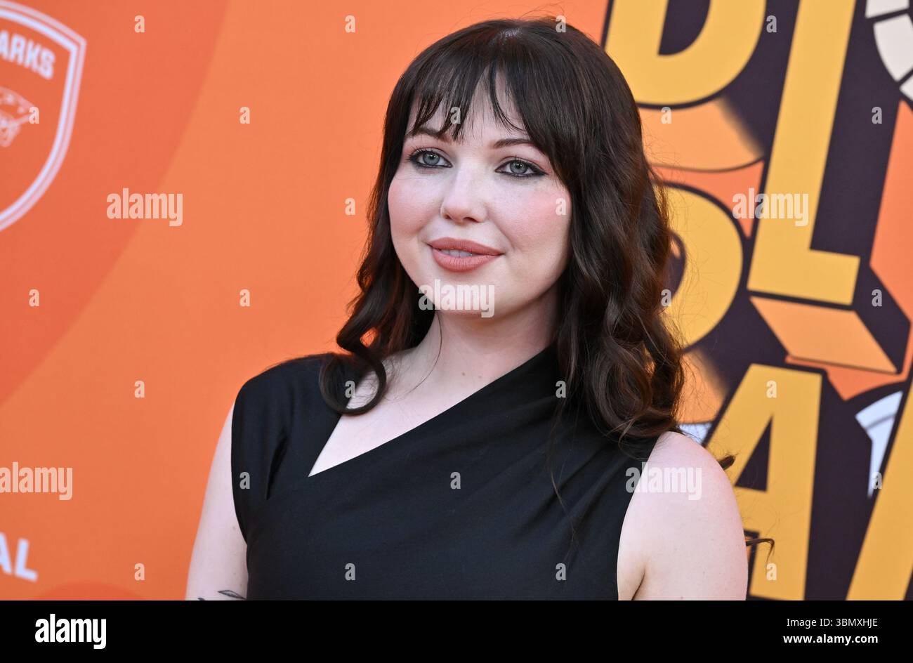 Los Angeles, USA. 28th June, 2025. Samantha Hanratty arriving to ...