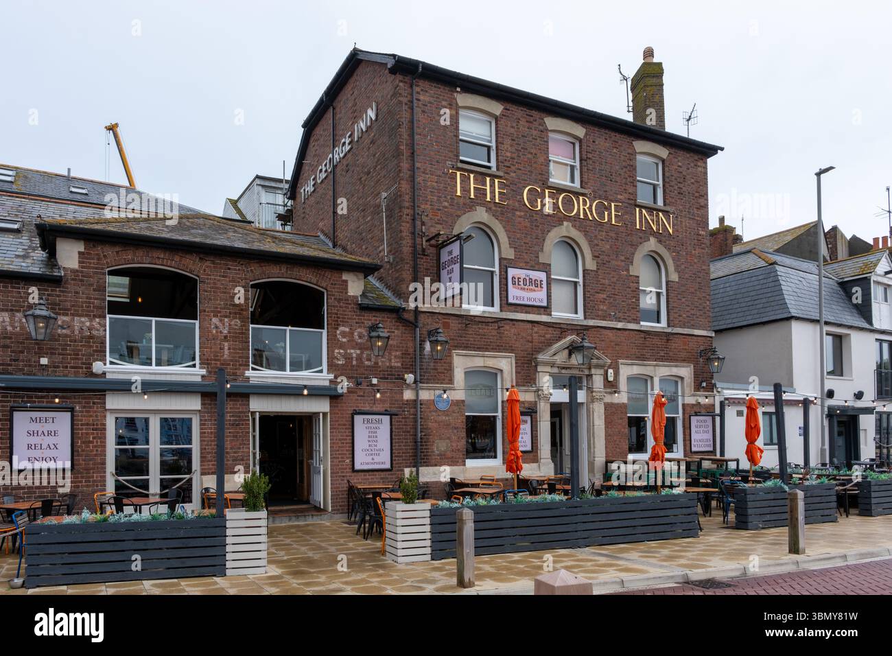 The George Bar & Grill, Weymouth, UK Stock Photo - Alamy