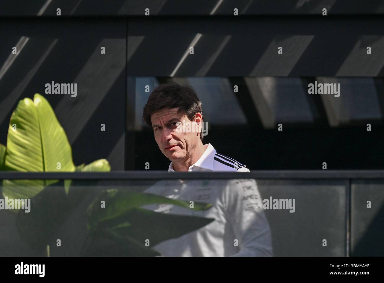 Red bull and mercedes f1 2025 hi-res stock photography and images - Alamy