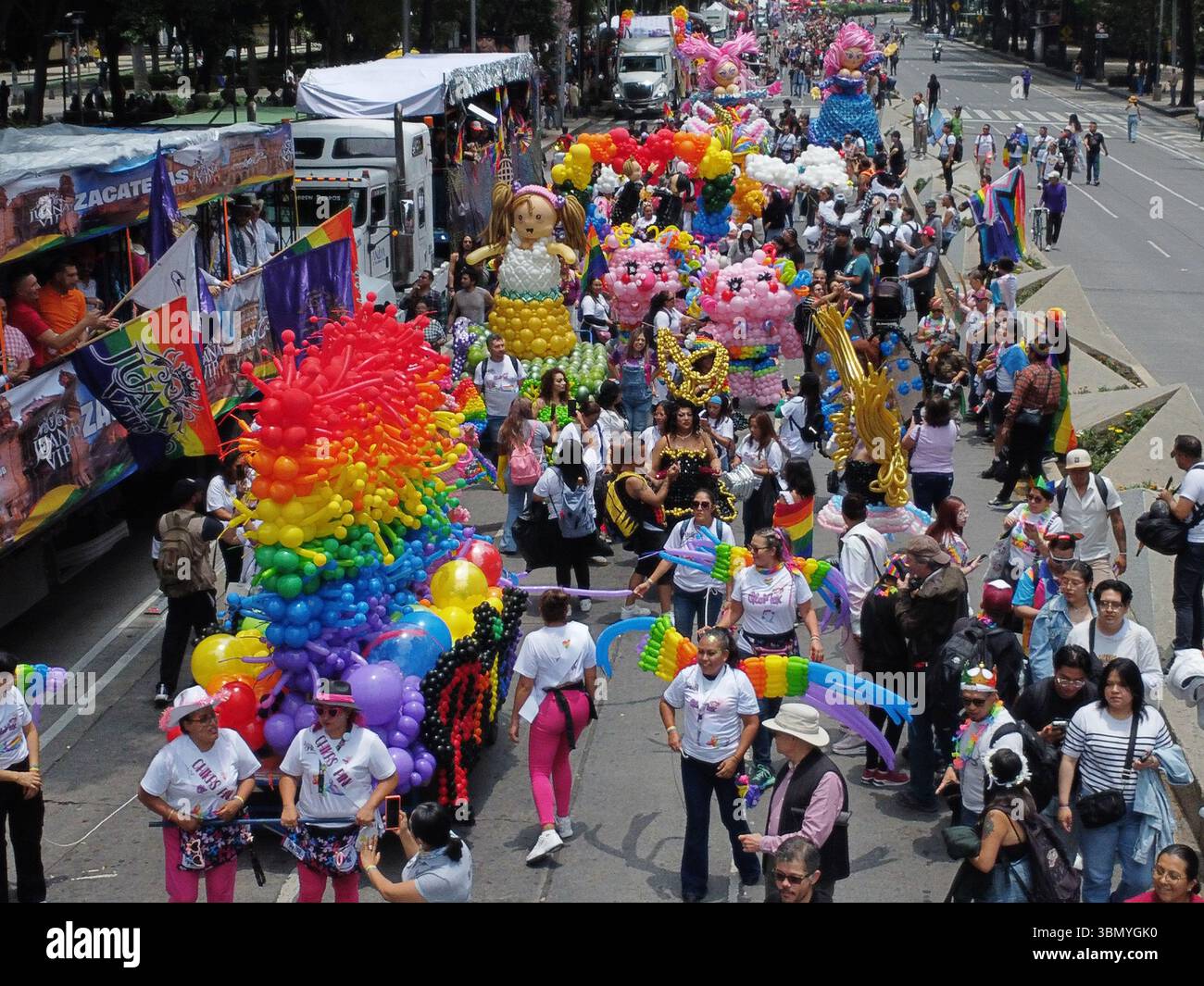 Non Exclusive: Thousands of homosexual, bisexual, queer, transexual ...