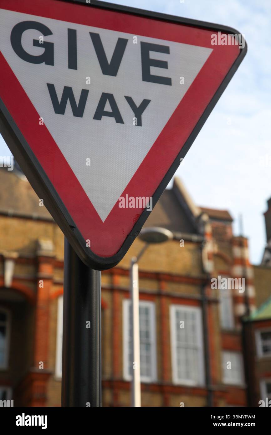 Uk driving etiquette hi-res stock photography and images - Alamy