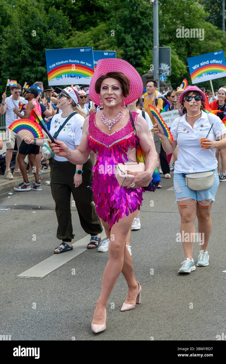Muenchen, CSD Politparade, United Queens of Munich *** Munich, CSD ...