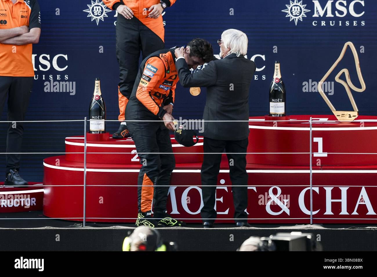 NORRIS Lando (gbr), McLaren F1 Team MCL39, portrait ECCLESTONE Bernie ...