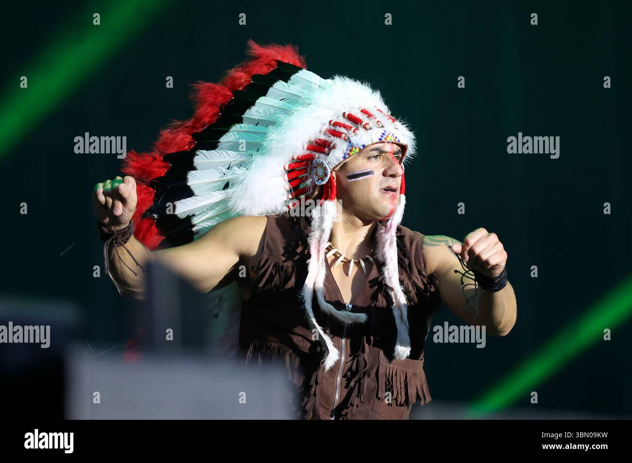 Felipe Rose von Village People live beim Rainbow Festival 2025 am ...