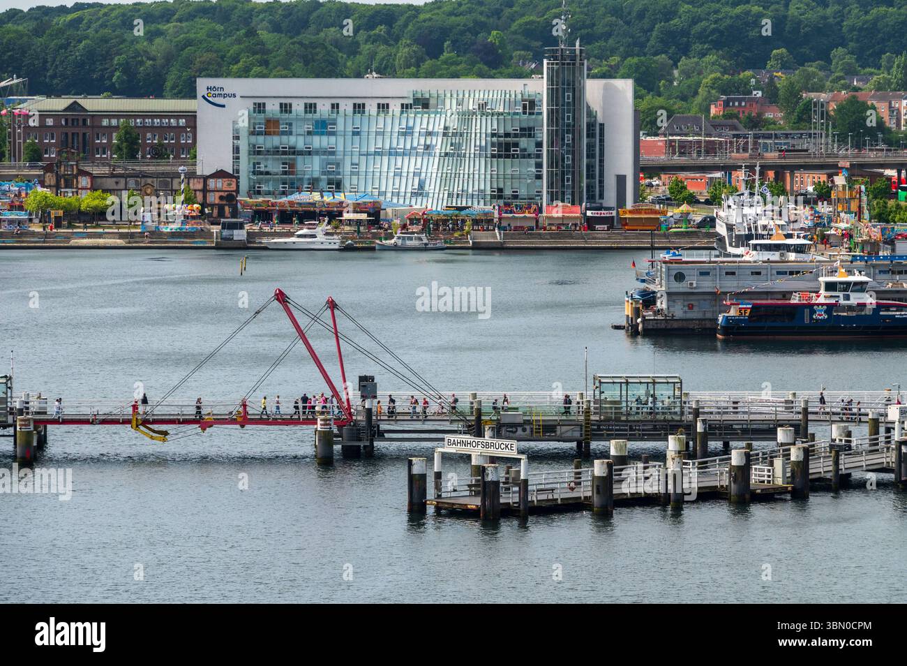 Stadtansichten vom Kieler Hafen während der Kieler Woche 2025 *** City ...