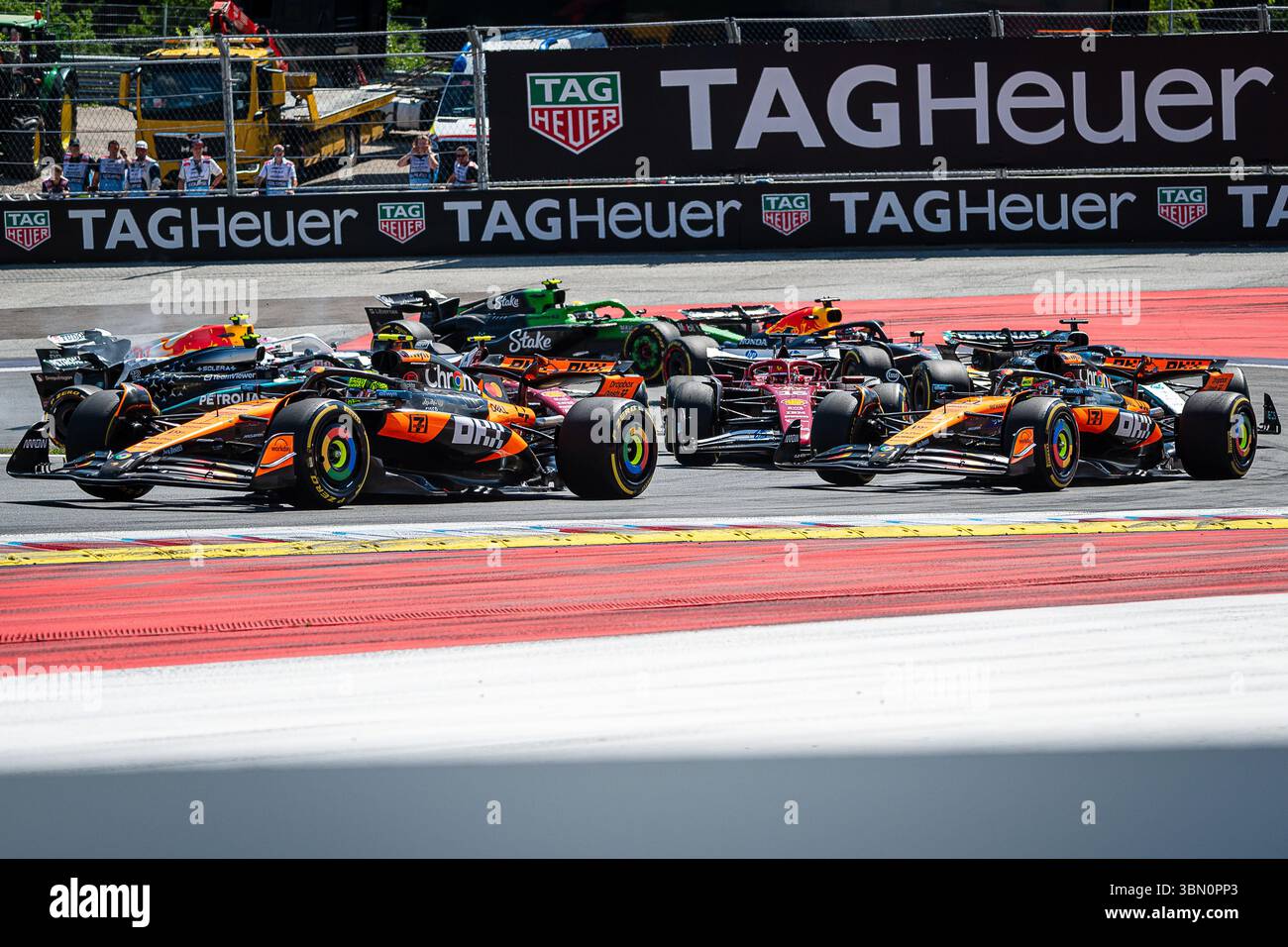 Spielberg, Austria. 29th June, 2025. Drivers start the Austrian F1 ...