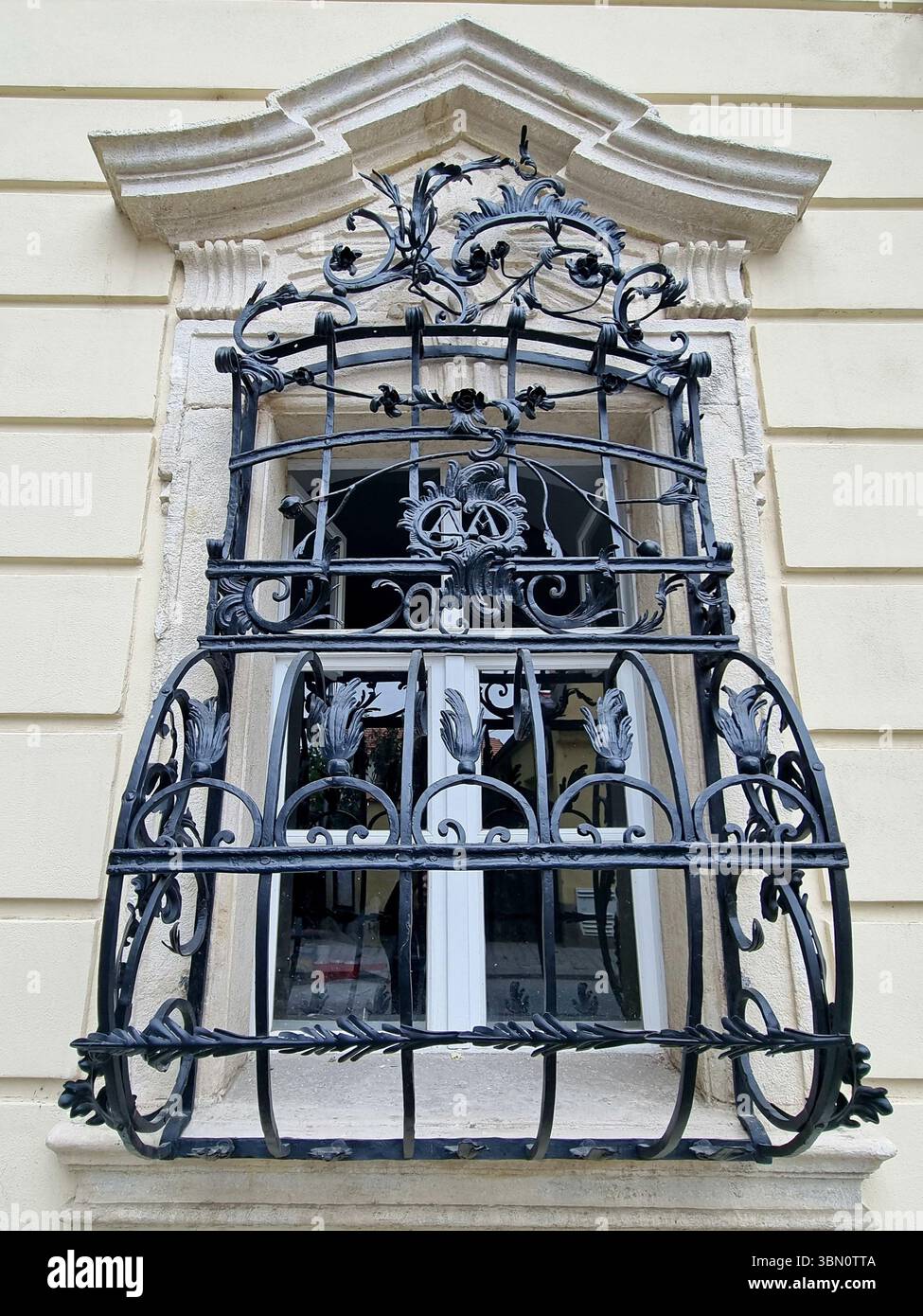 Serbia elegance hi-res stock photography and images - Alamy