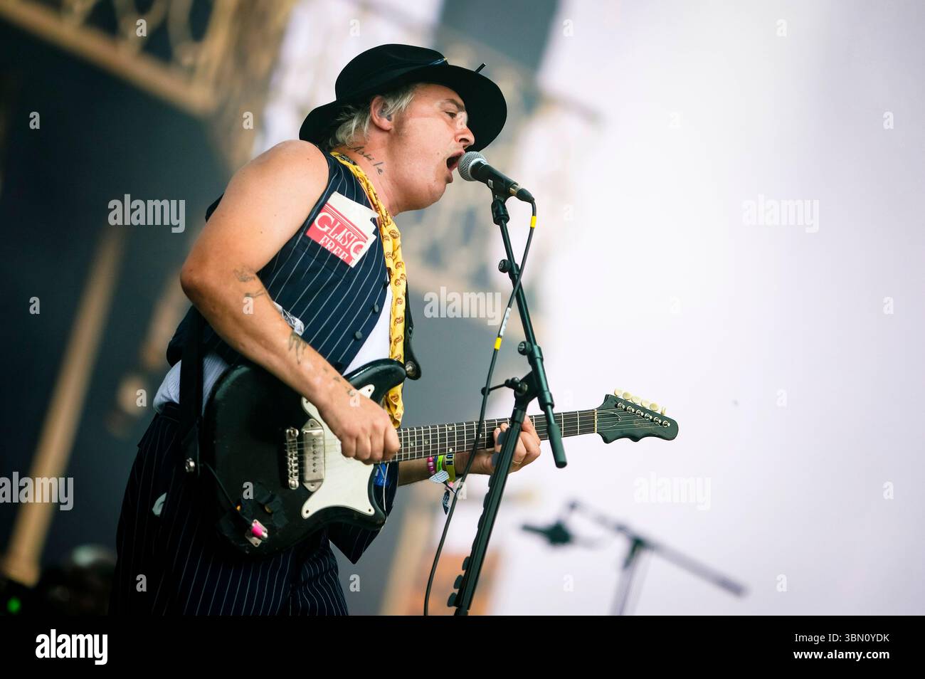 Peter 'Pete' Doherty von The Libertines live auf dem Glastonbury ...