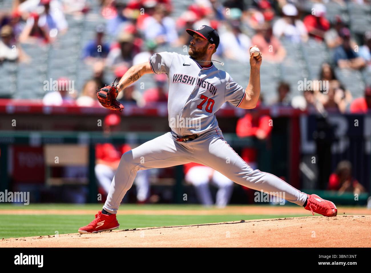 Washington Nationals pitcher Mitchell Parker delivers during the first ...