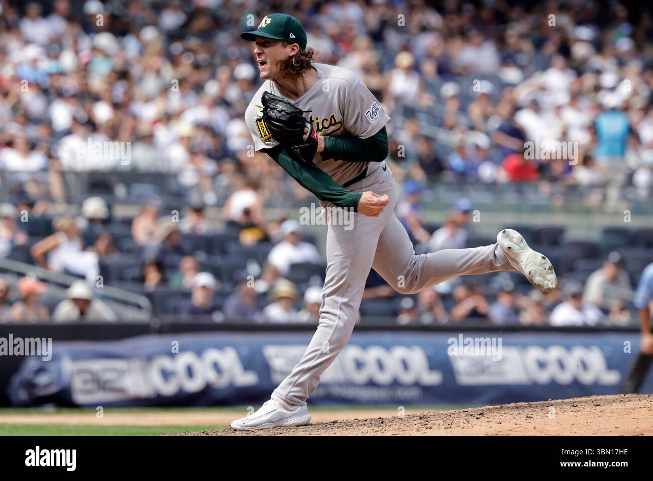 Athletics pitcher Tyler Ferguson (44) throws during the sixth inning of ...