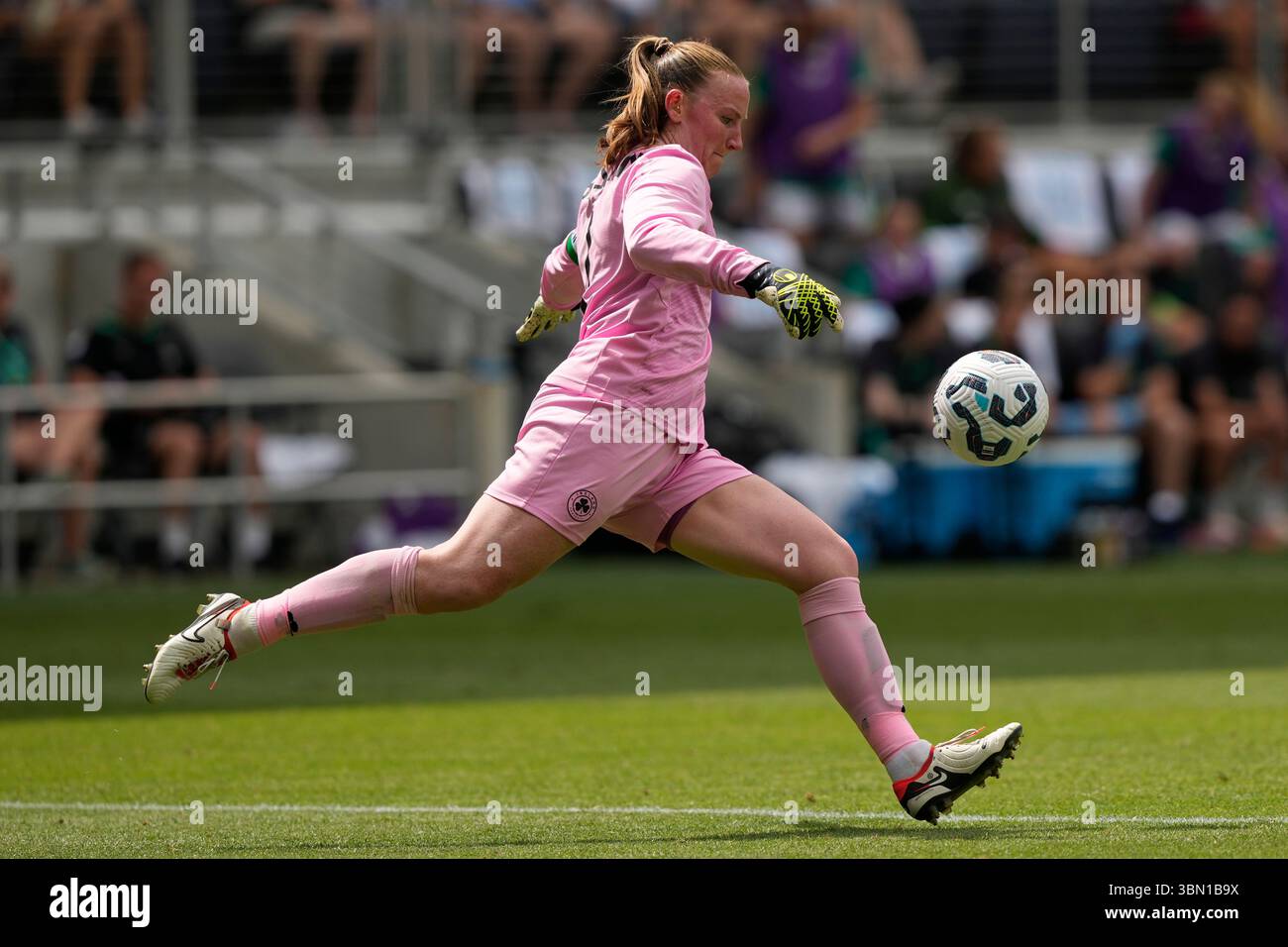 Ireland goalkeeper Courtney Brosnan kicks the ball during the first ...