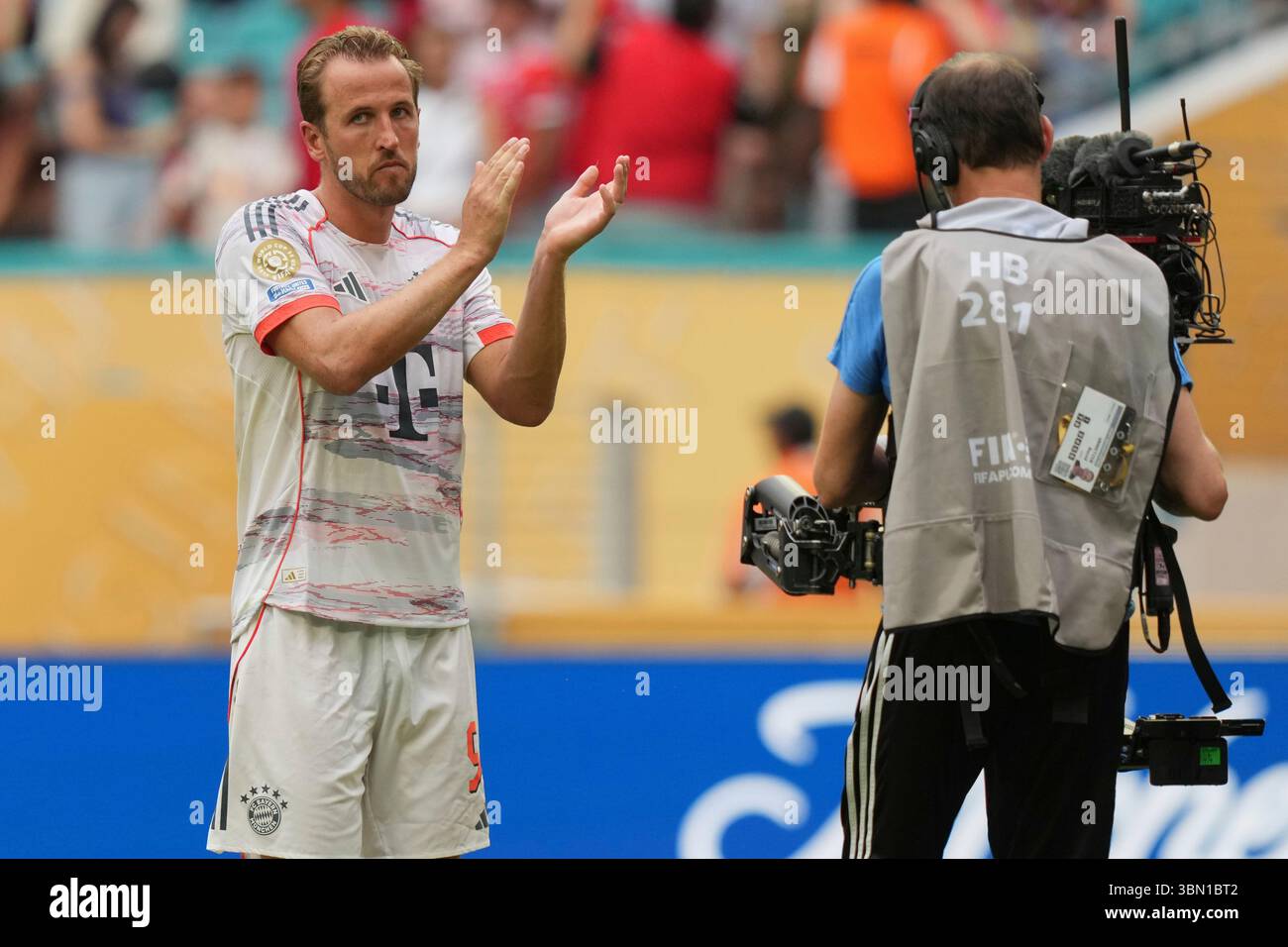 Bayern Munich's Harry Kane applauds the crowd after the Club World Cup ...