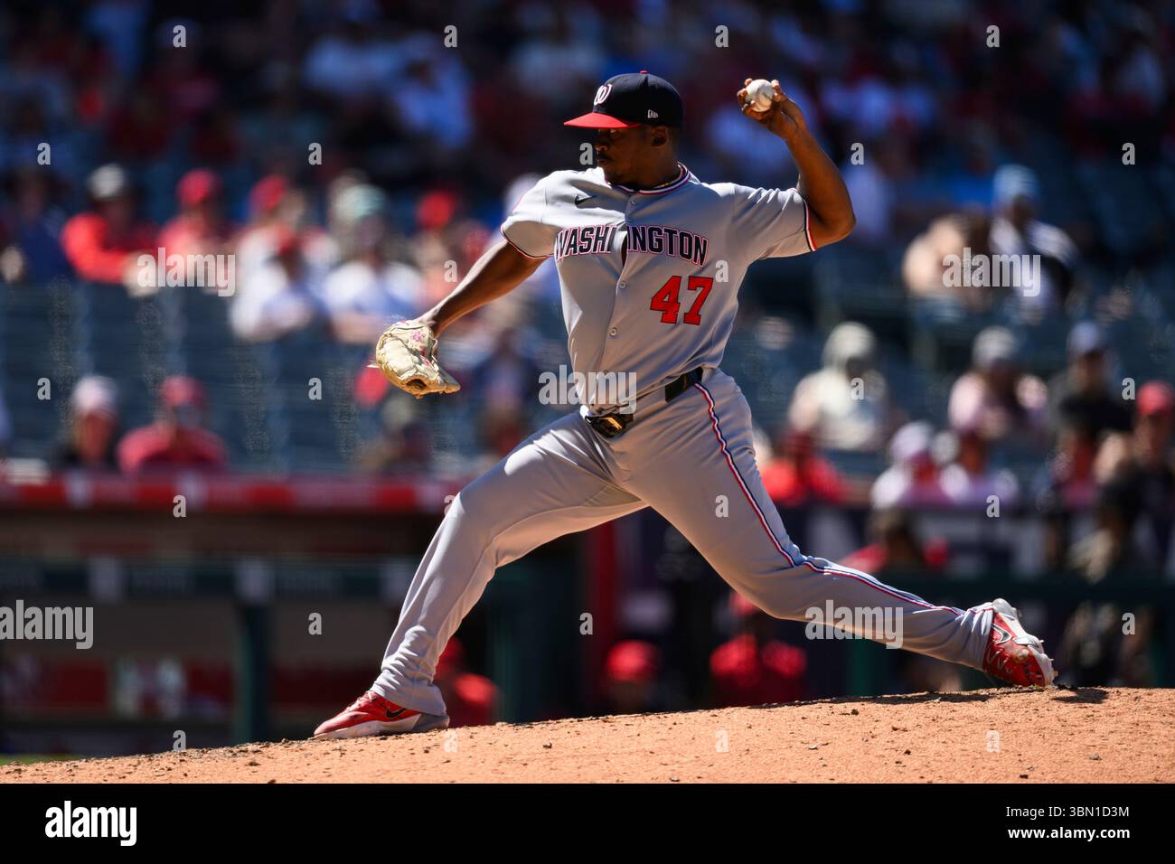 Washington Nationals pitcher Jose A. Ferrer delivers during the eighth ...