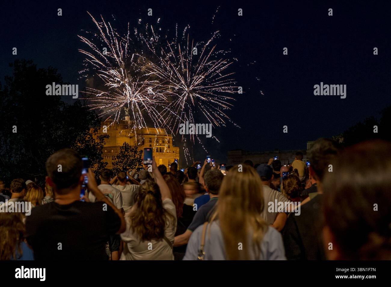 06/29/2025 Rome, The Pinwheel of Castel Sant'Angelo, a suggestive and ...