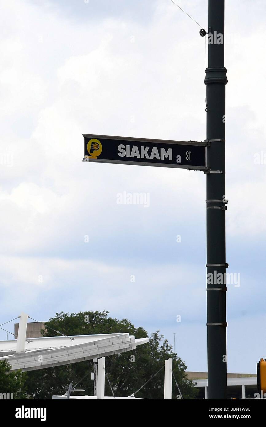 INDIANAPOLIS, IN - JUNE 19: A general view of a street sign for Siakam ...