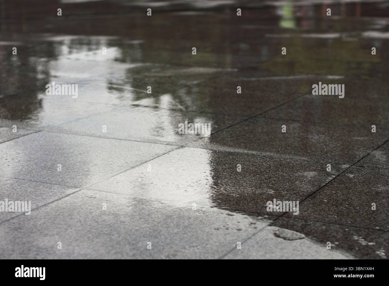 Asphalt tile floor hi-res stock photography and images - Alamy