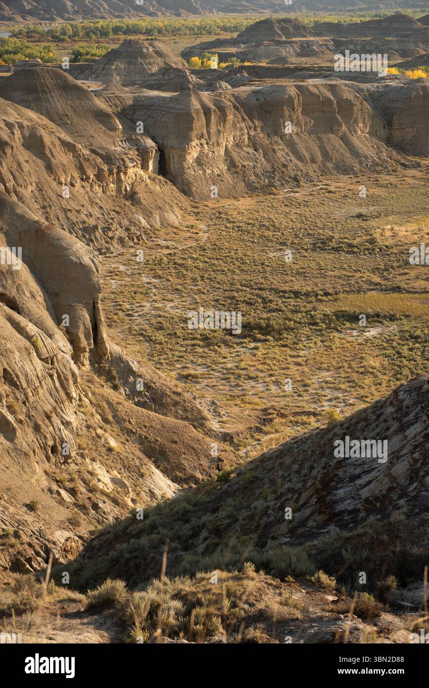Breathtaking stunning view rugged mountains hi-res stock photography ...