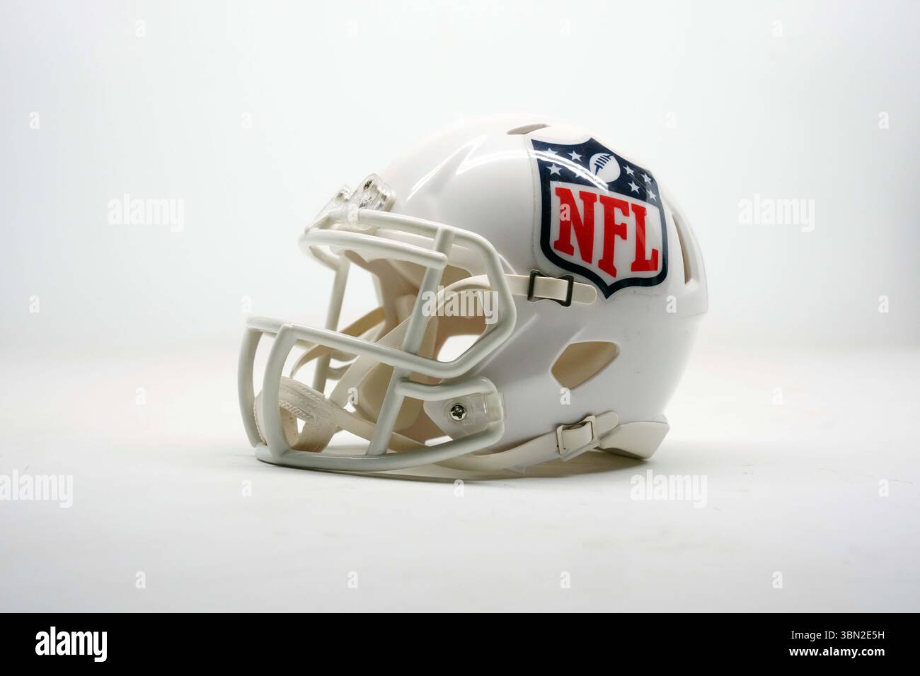 A football helmet with the NFL Shield logo on March 10, 2025 Stock ...