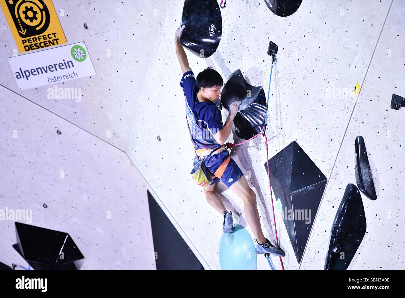 Innsbruck, Austria. 29th June, 2025. Suzuki Neo of Japan competes ...