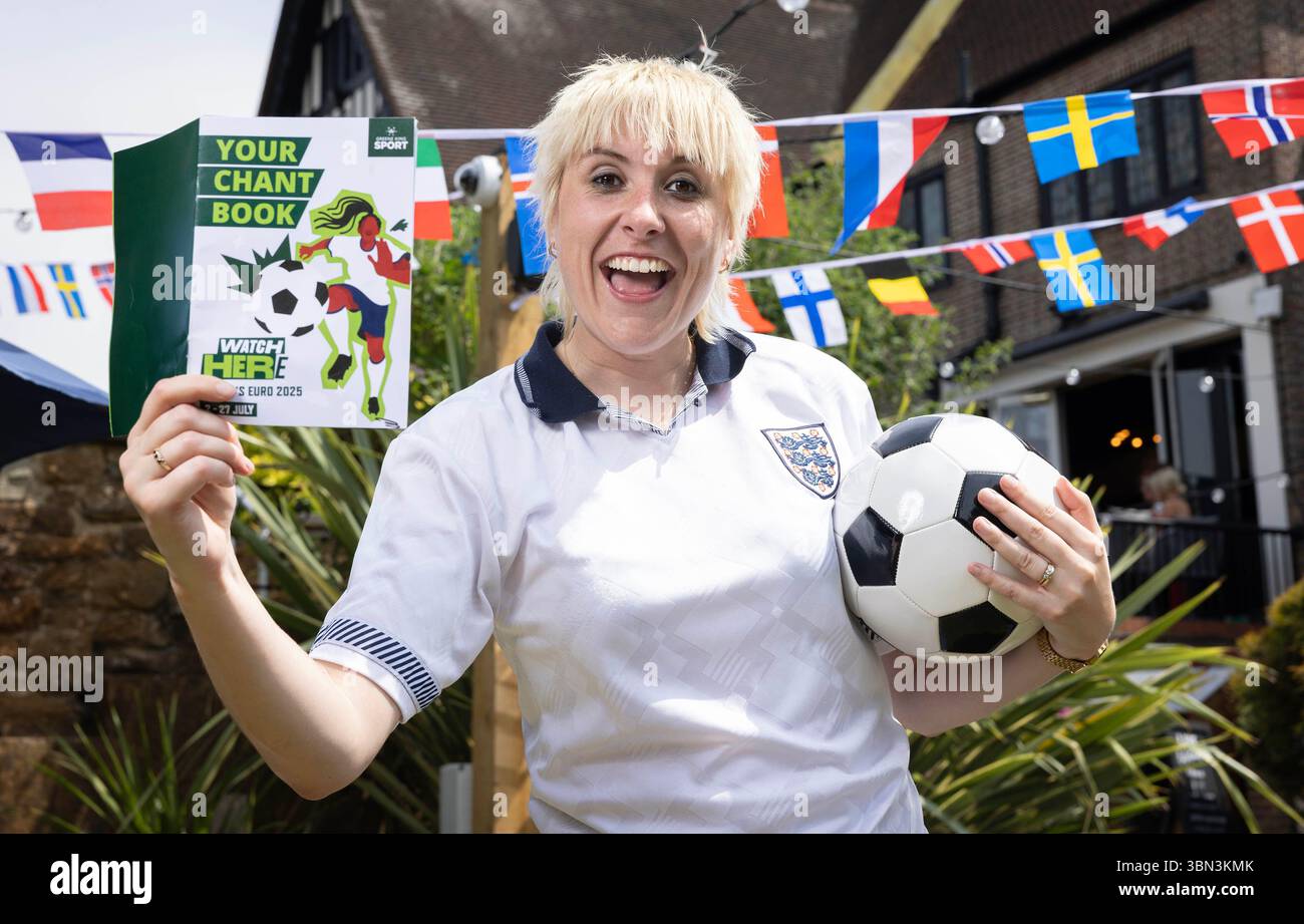 Maisie adam hi-res stock photography and images - Alamy