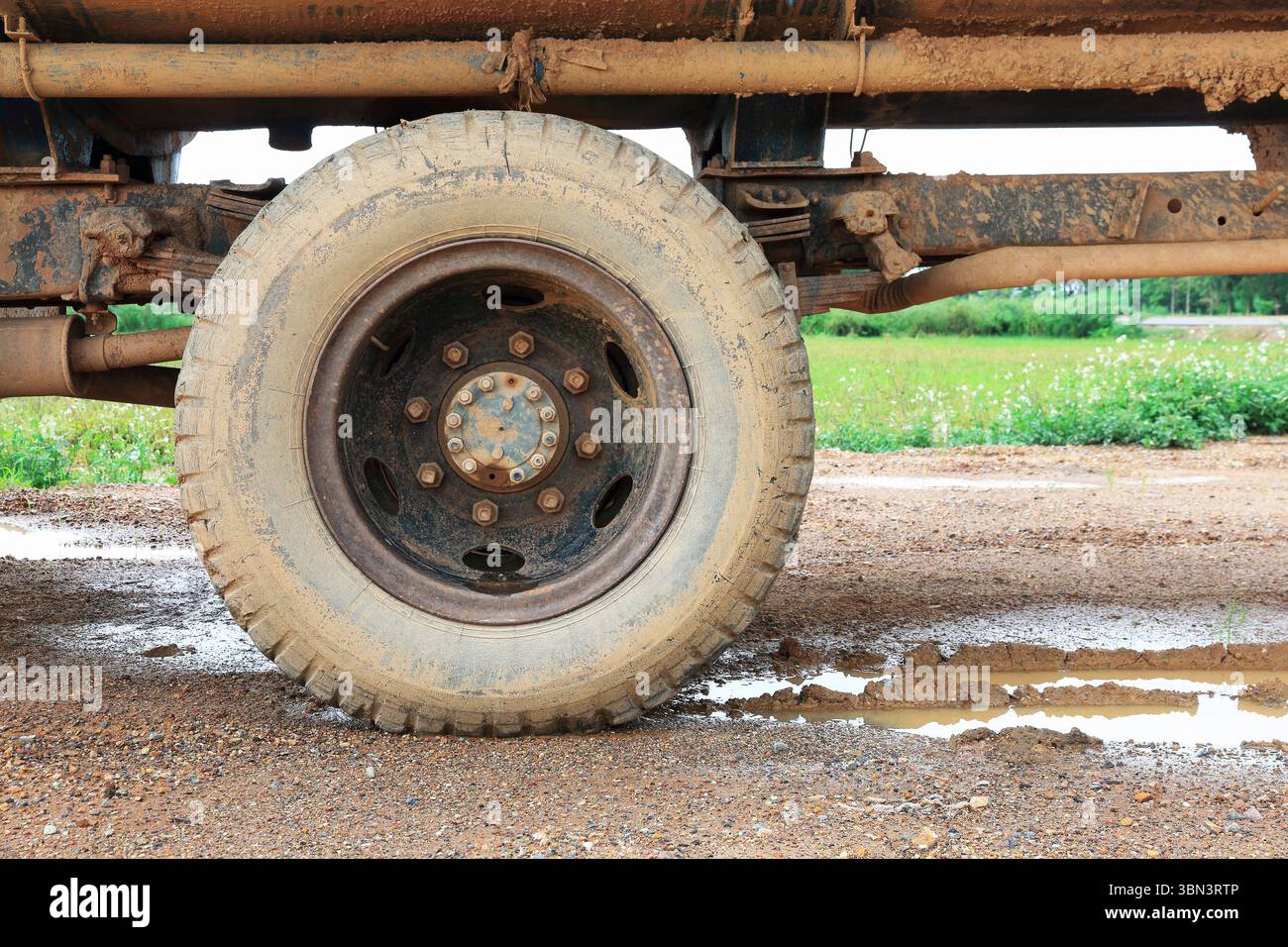 Truck repair park hi-res stock photography and images - Alamy