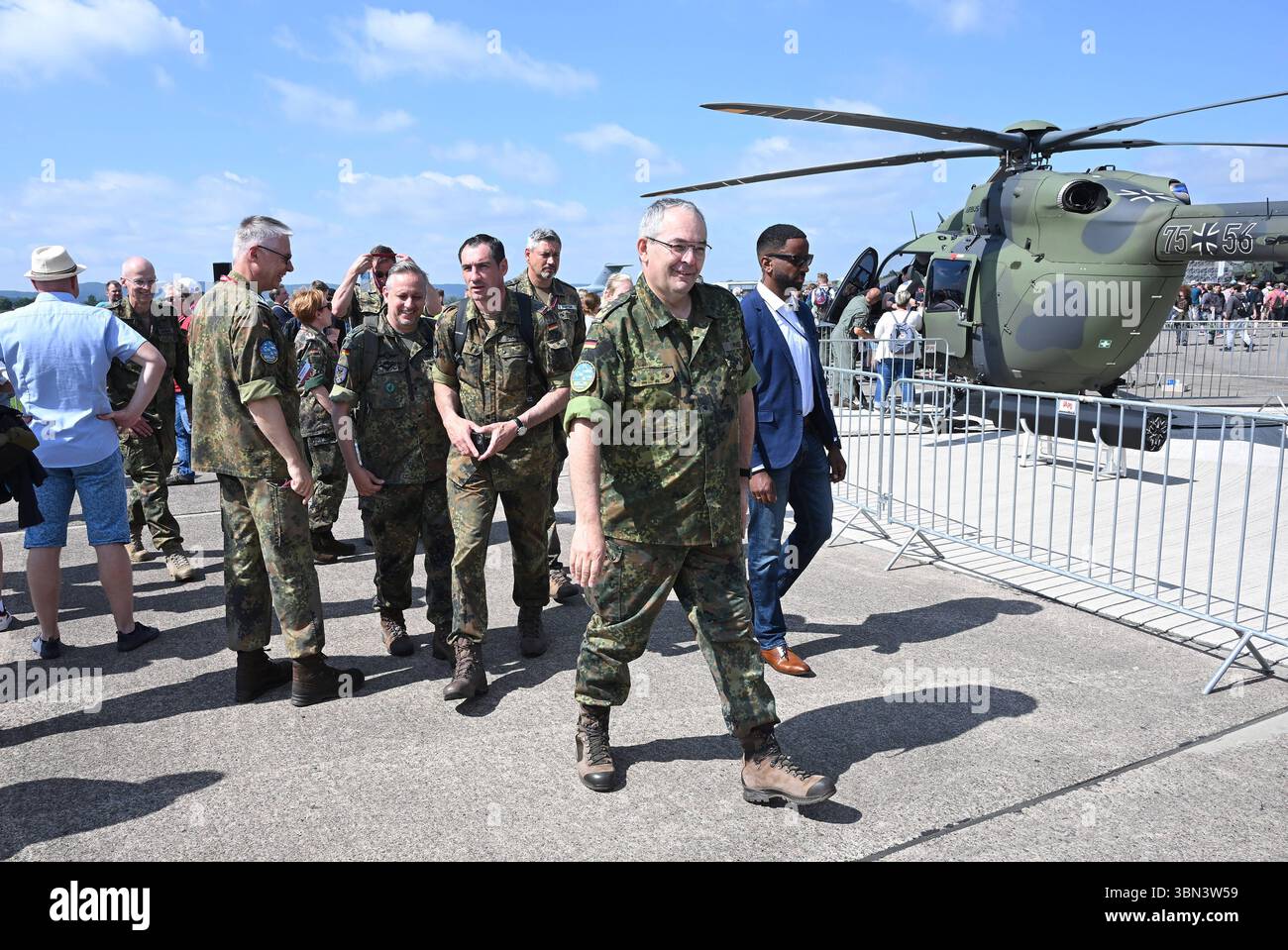 27.06.2025, xjrdrx, Politik Bundeswehr, Tag der Bundeswehr 2025 v.l ...