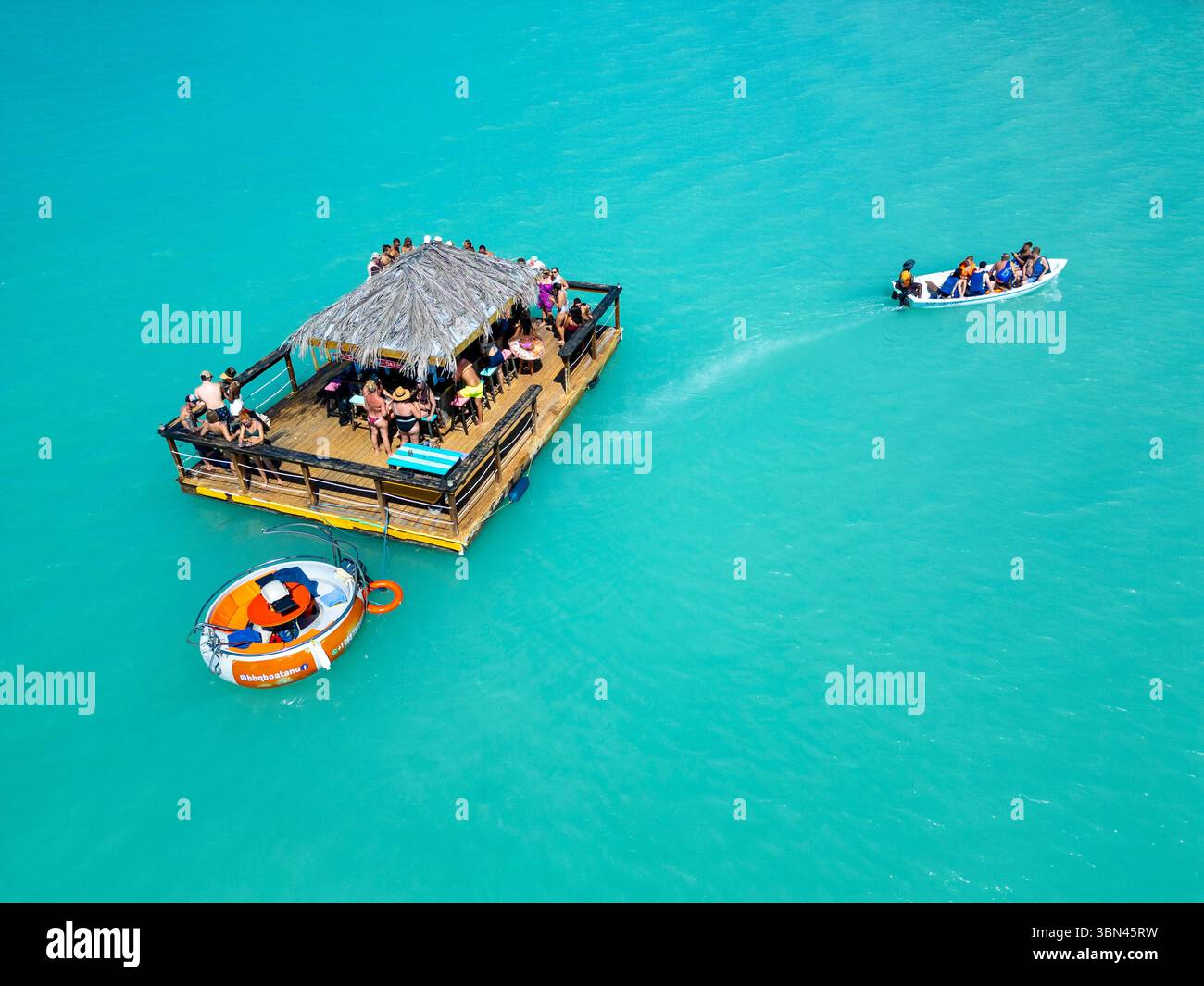 Aerial view floating beach bar hi-res stock photography and images - Alamy