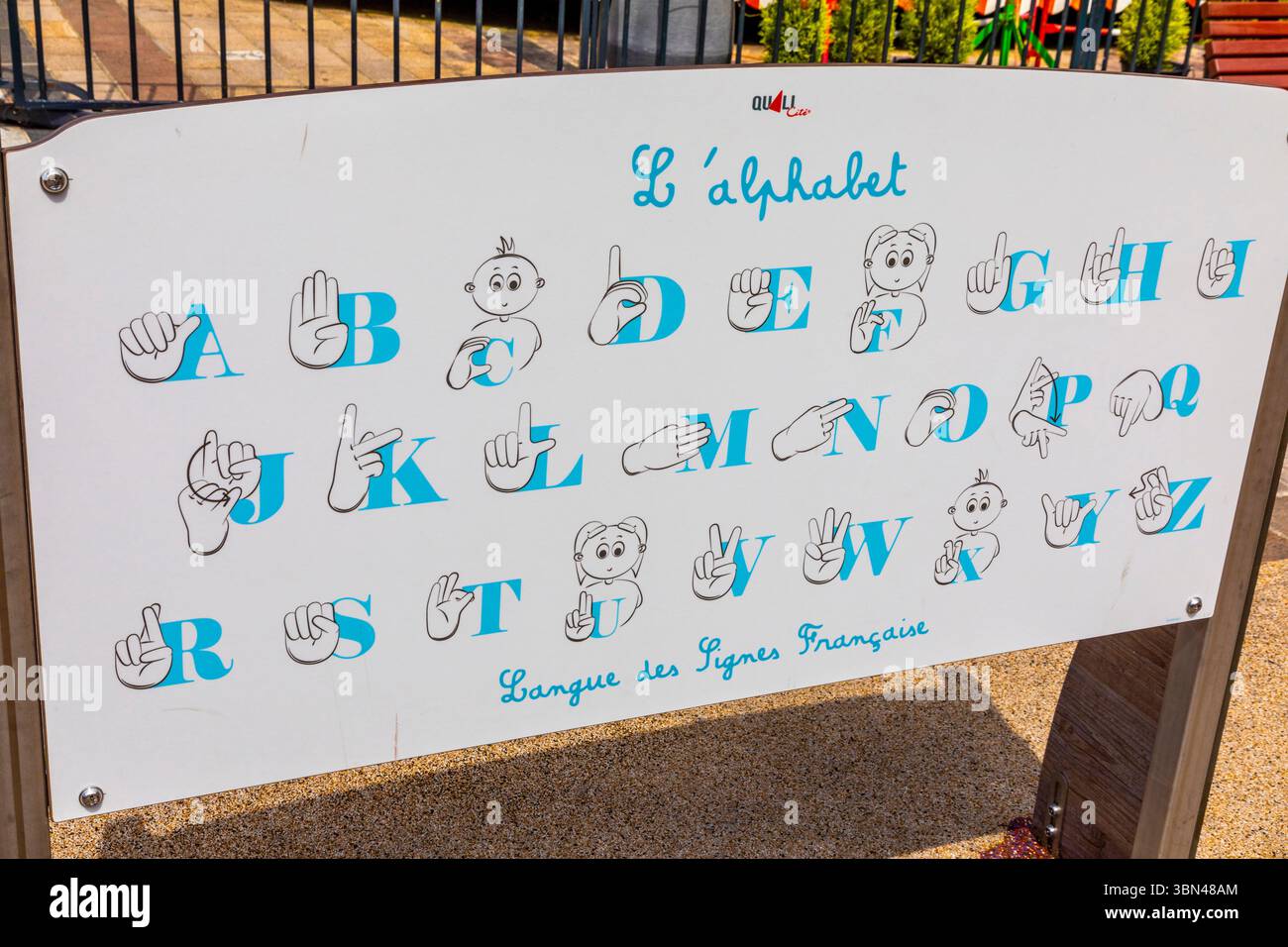 Sign language alphabet chart. Inclusive approach Stock Photo - Alamy