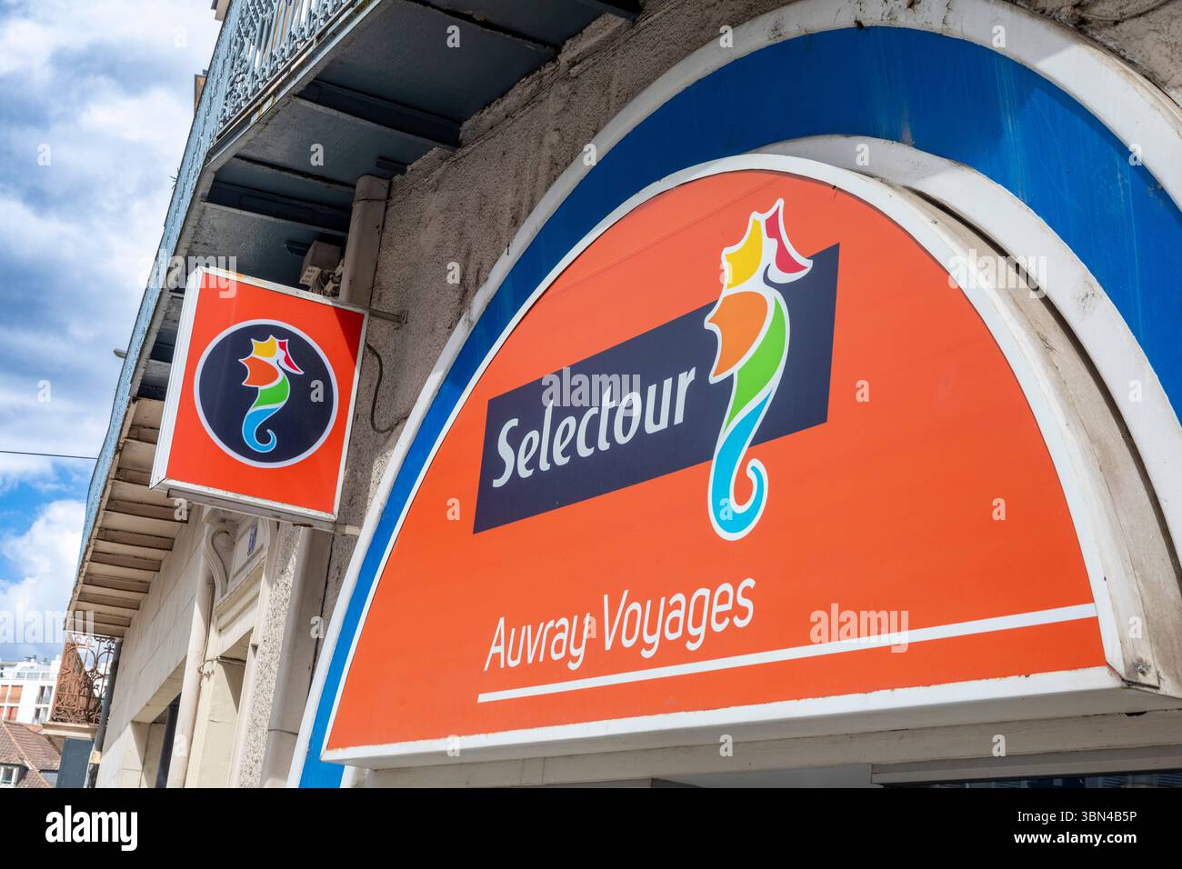 Travel agency brand, Selectour Stock Photo - Alamy