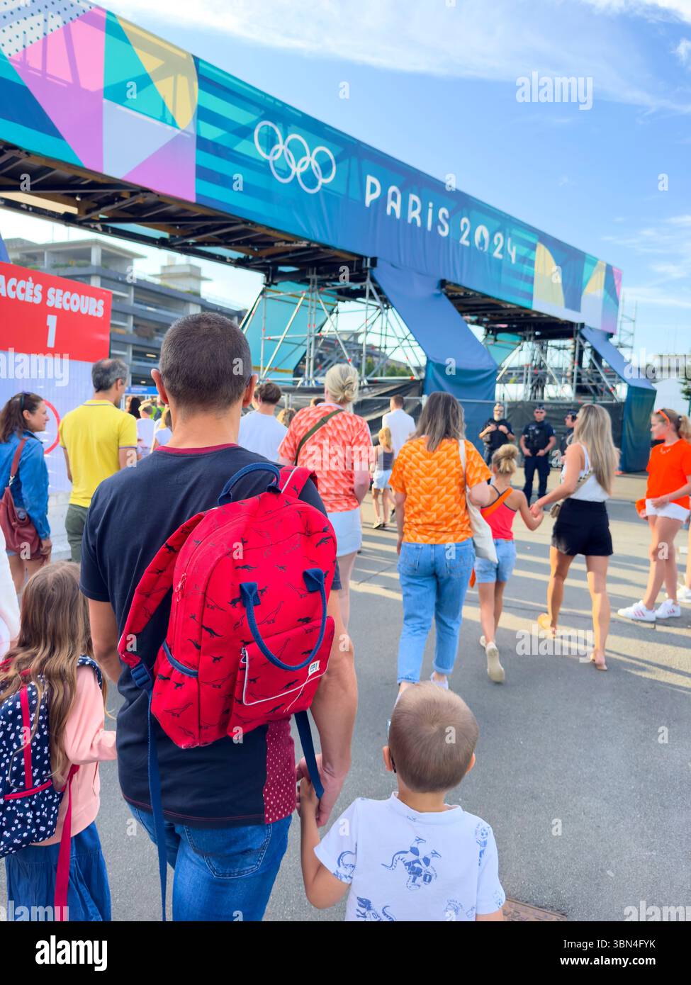 Audience in paris 2024 olympics hi-res stock photography and images - Alamy