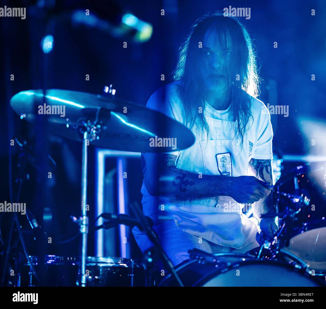 Gruff rhys concert hi-res stock photography and images - Alamy