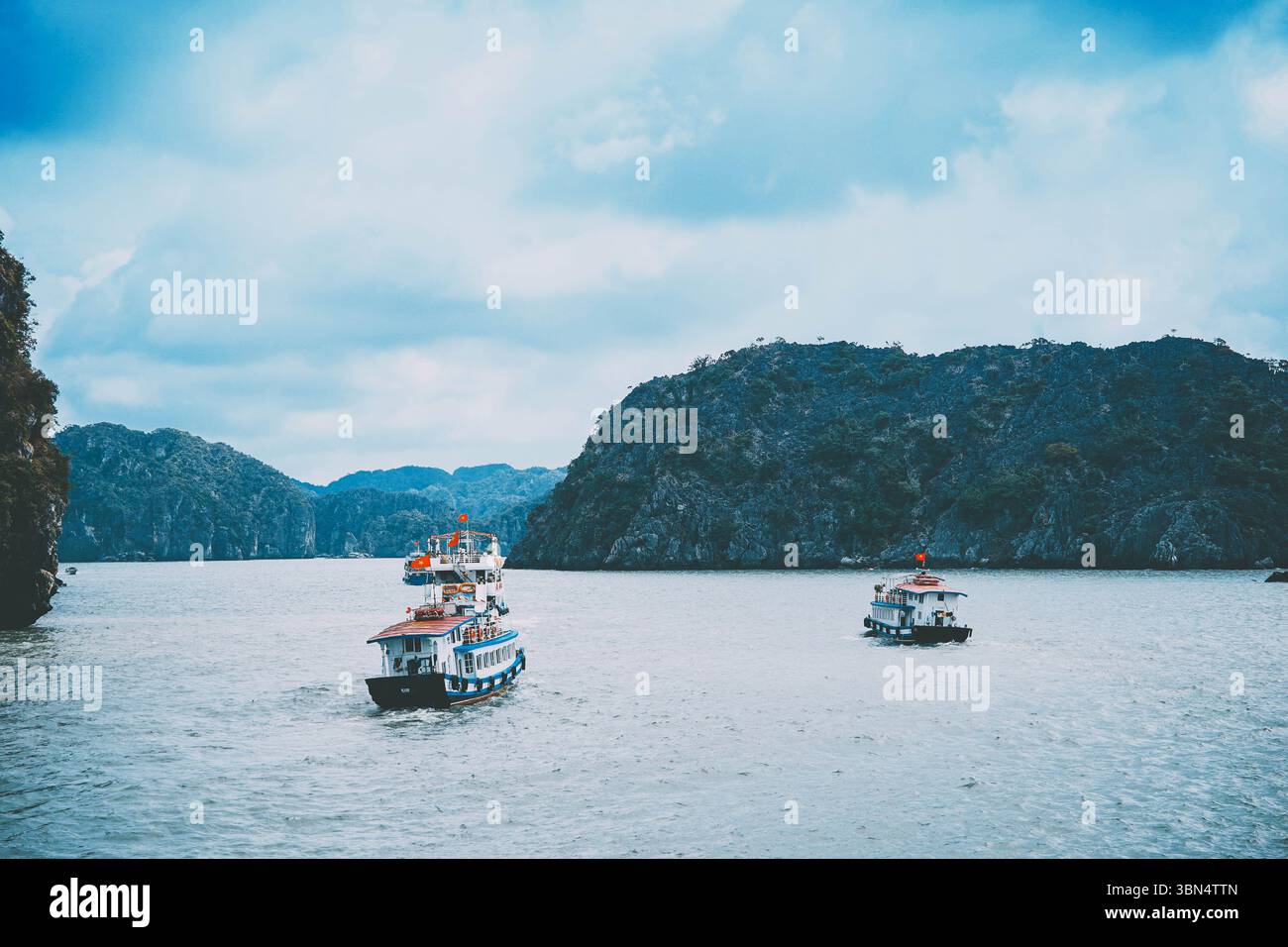 Flag life boat hi-res stock photography and images - Alamy